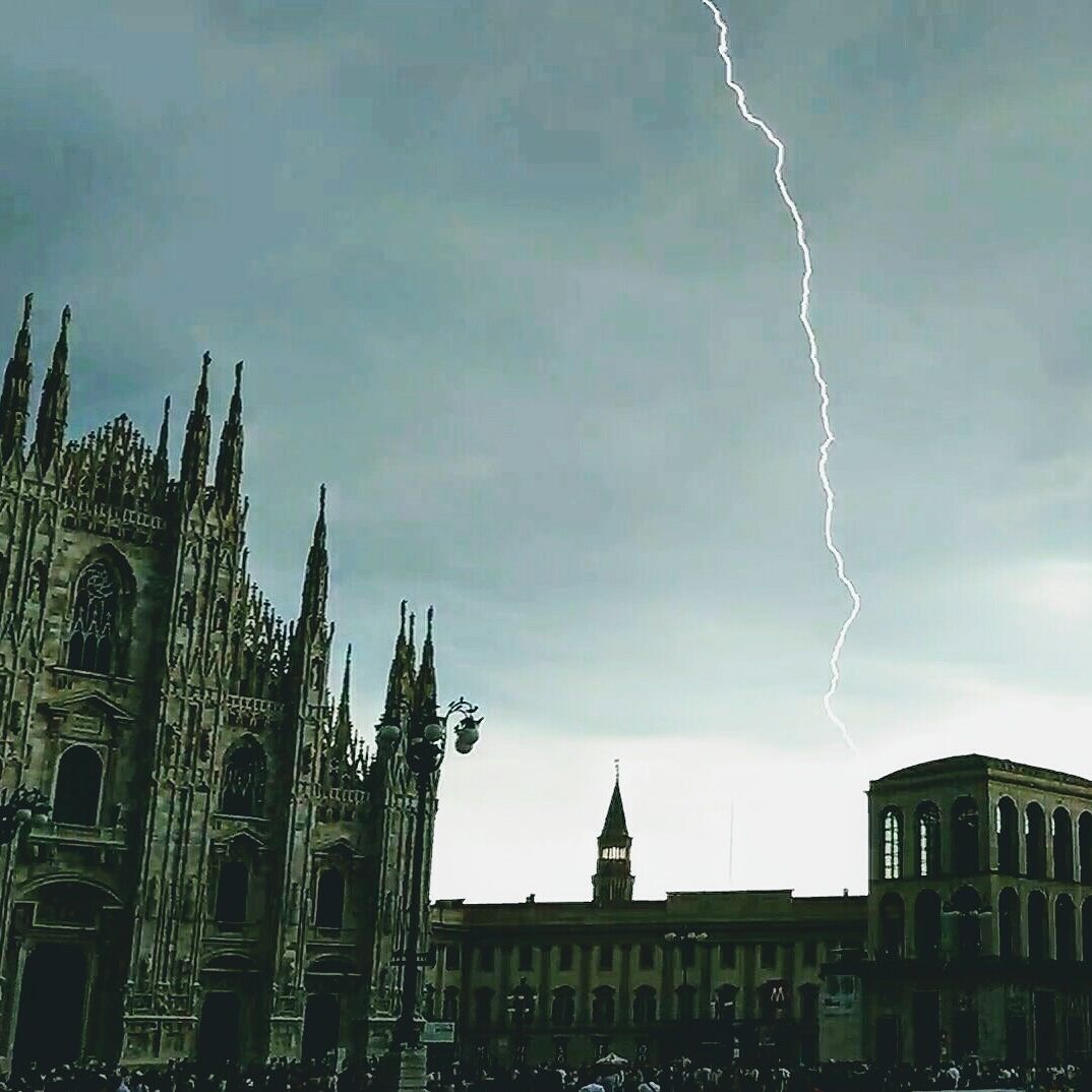 Caught yesterday's lightning at Duomo | Scrolller