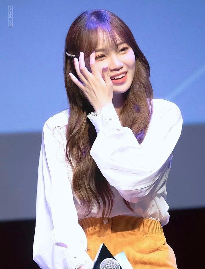 Chaewon | Scrolller