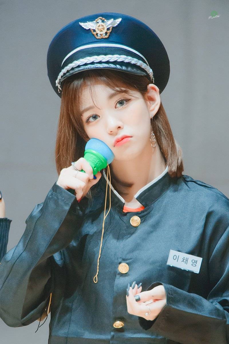 Chaeyoung squish | Scrolller