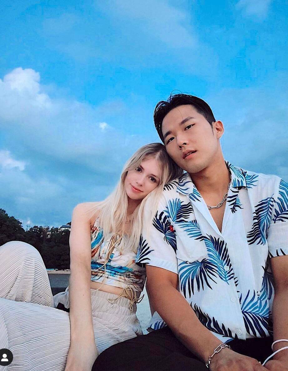 Chang and his snowbunny wife | Scrolller