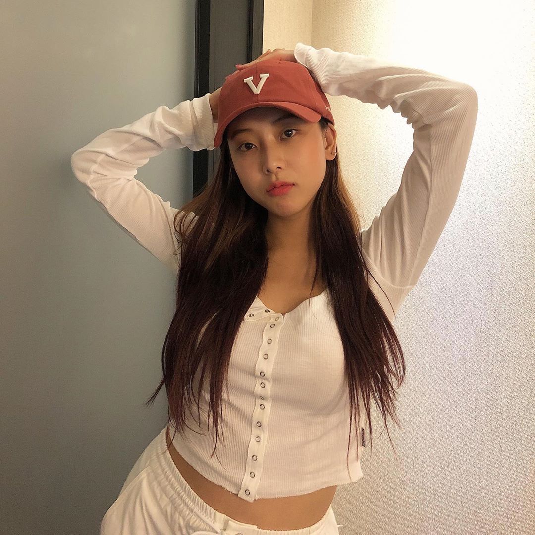 Chang Seungyeon (@seung_monkey) | Scrolller