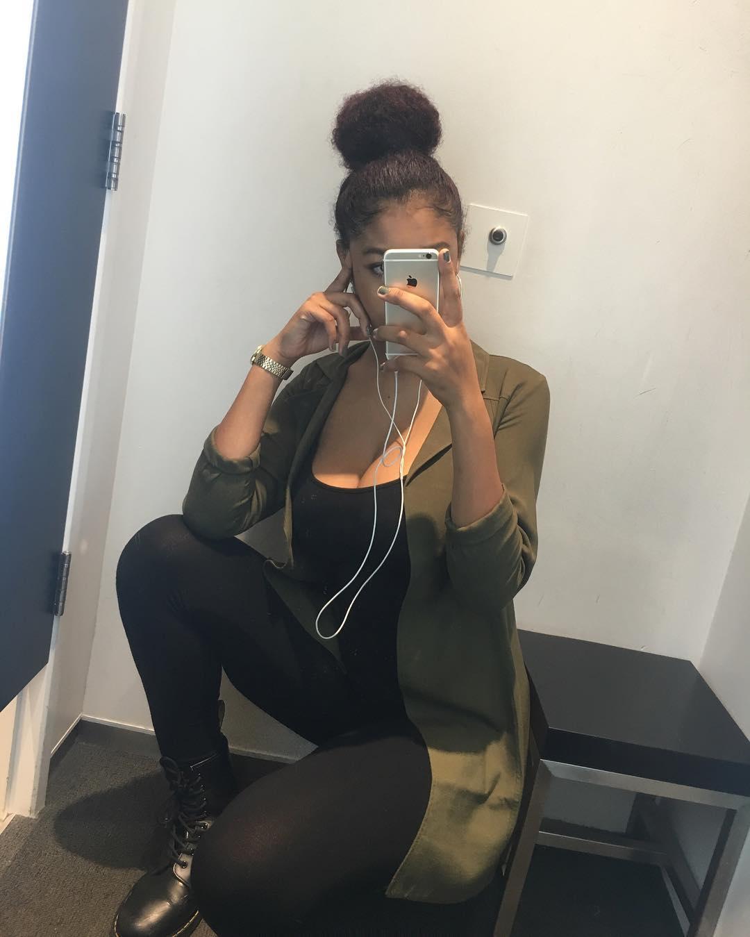 Changing Room | Scrolller