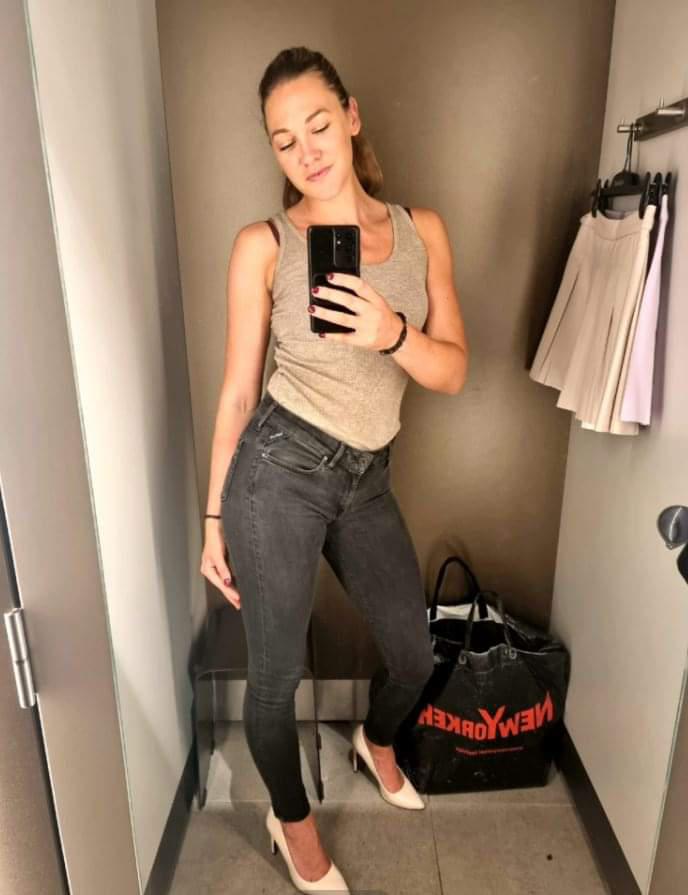 Changing room | Scrolller