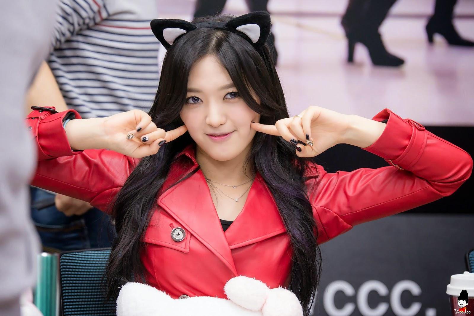 Chanmi Cheeks Scrolller chanmi-cheeks-scrolller