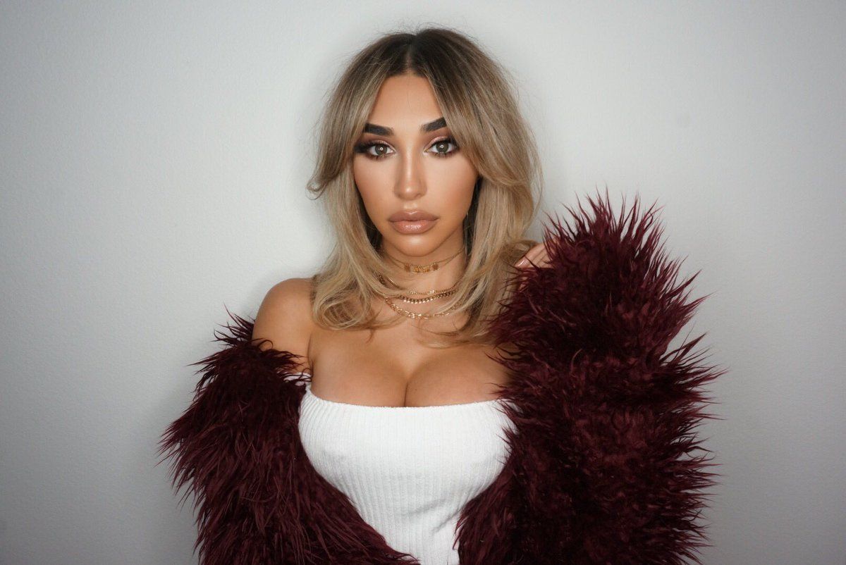 Chantel Jeffries | Scrolller