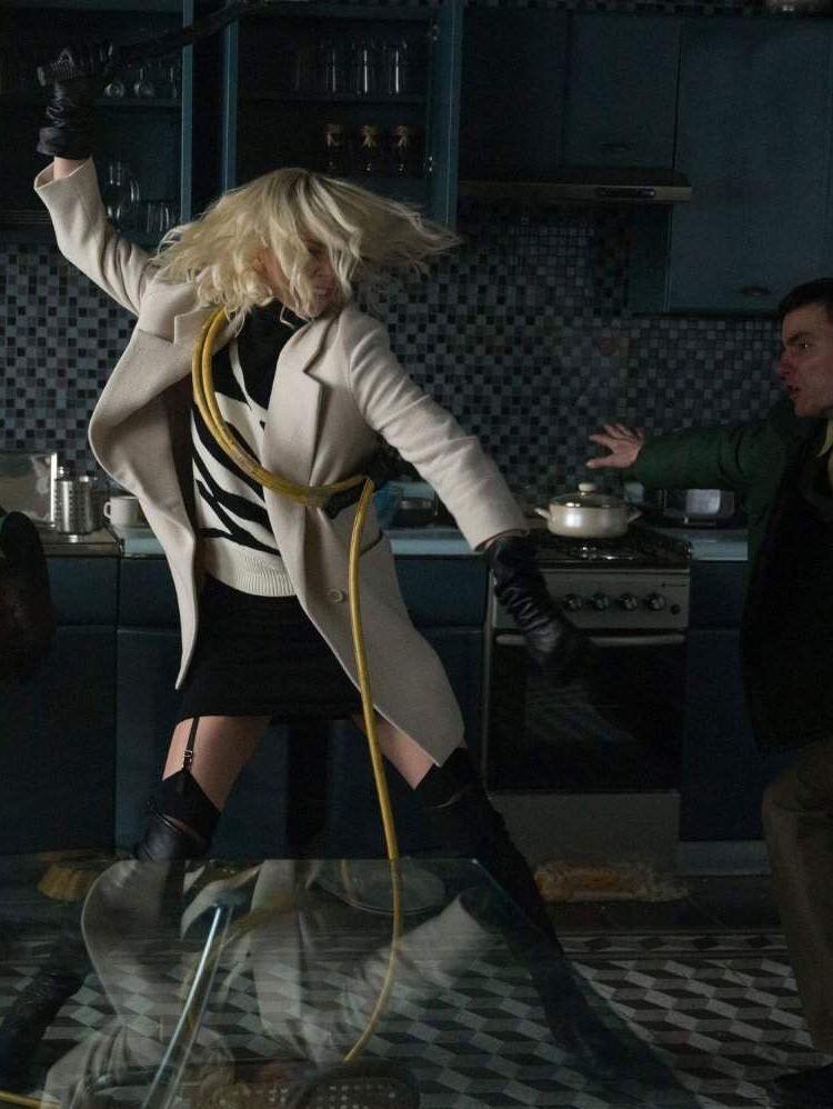 Charlize Theron, a real atomic blonde | Scrolller