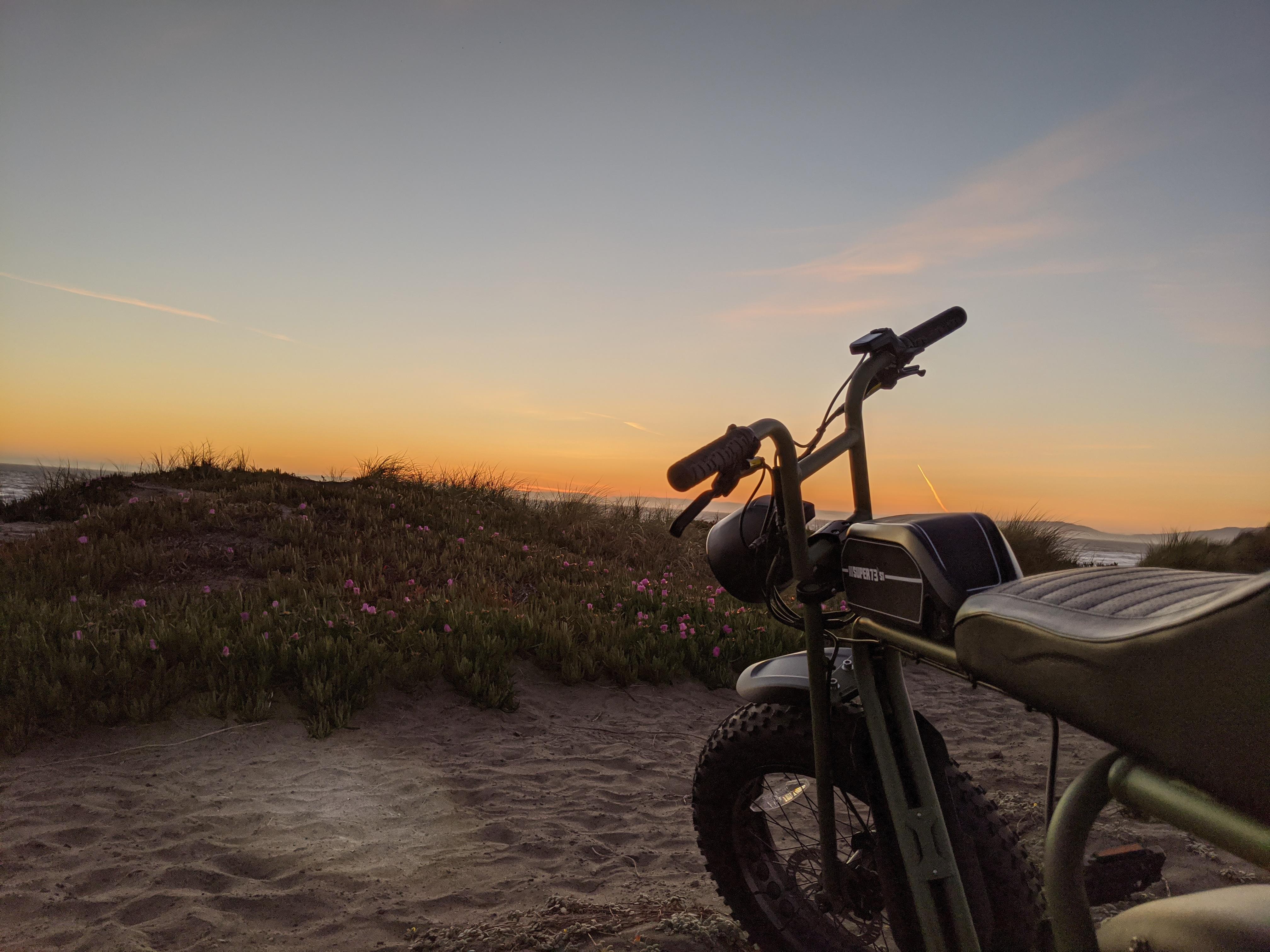 Chasing those beach side sunsets | Scrolller