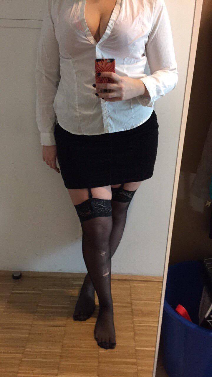 cheating naughty gf looking for real bbc daddies behind her bf | Scrolller