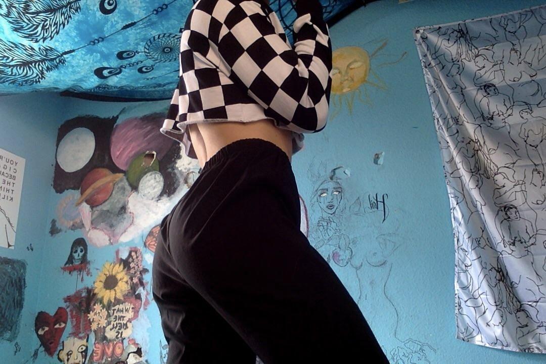 check mate ♟🖤 | Scrolller