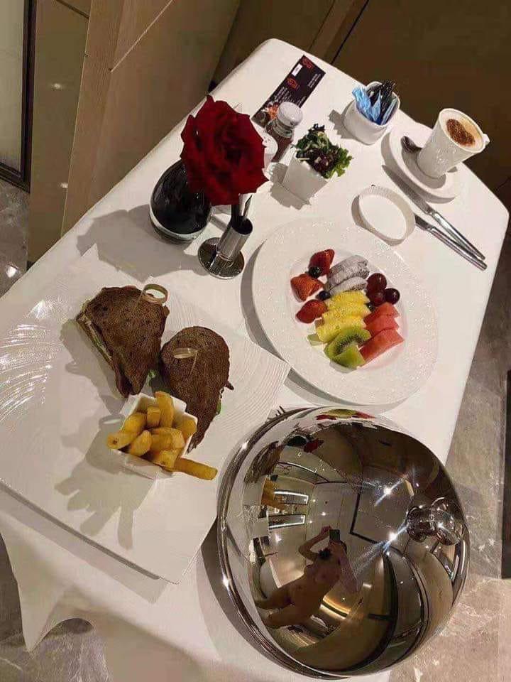 Showing off your room service | Scrolller