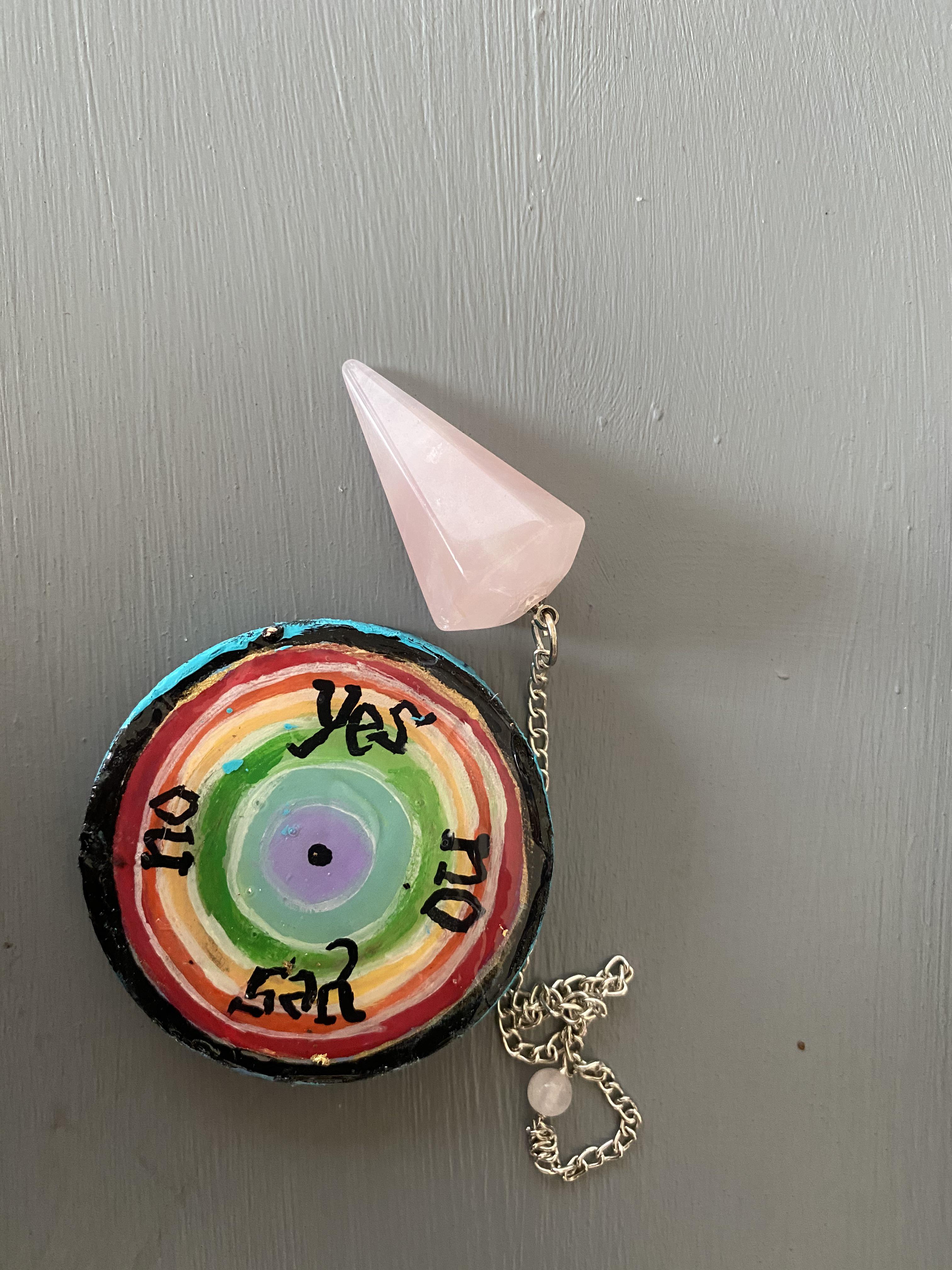 Check out this teeeeeeeny tiny pendulum board I made. It’s travel size! | Scrolller