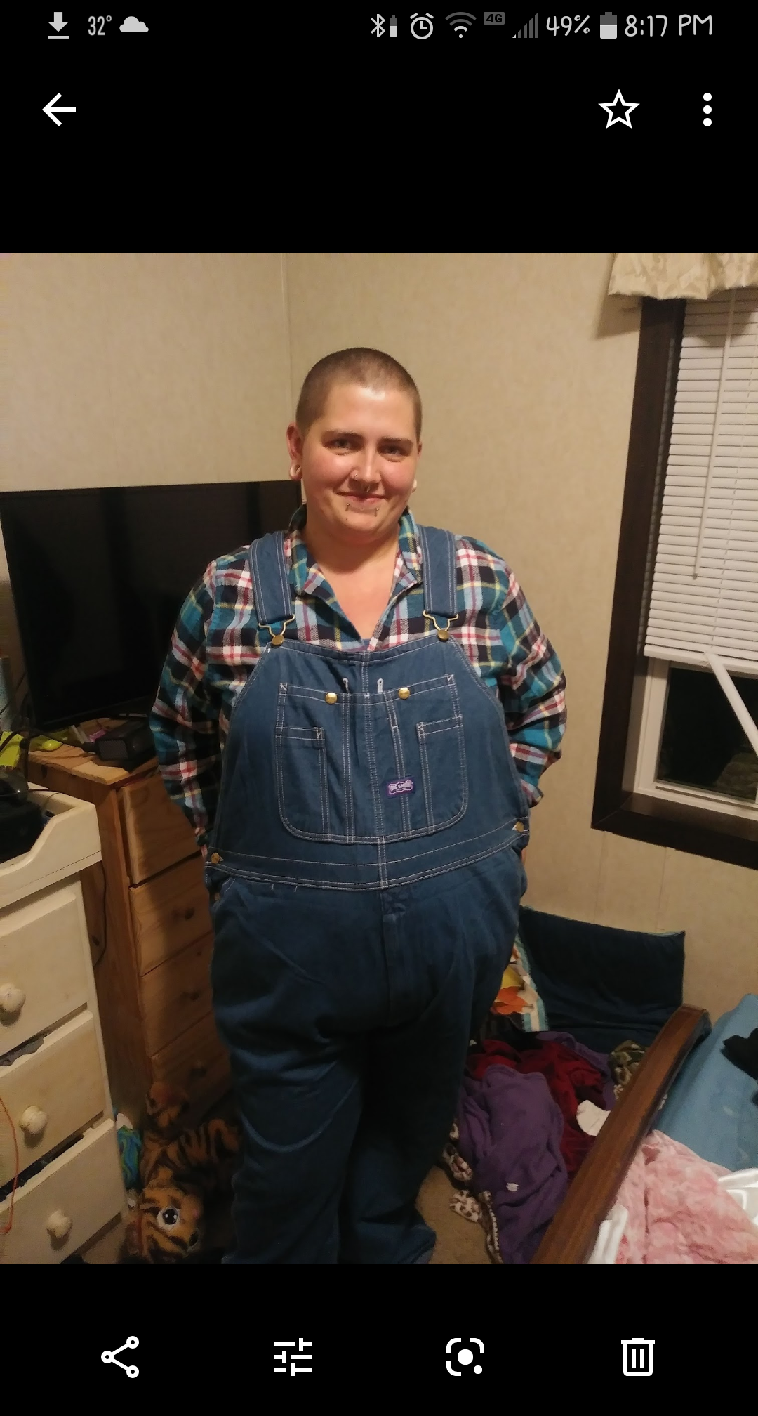 Chest binder? Types? where to get? Are they helpful? Genderfluid maybe still questioning ...