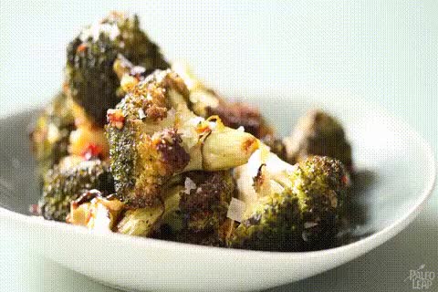 Chili and Garlic Roasted Broccoli | Scrolller