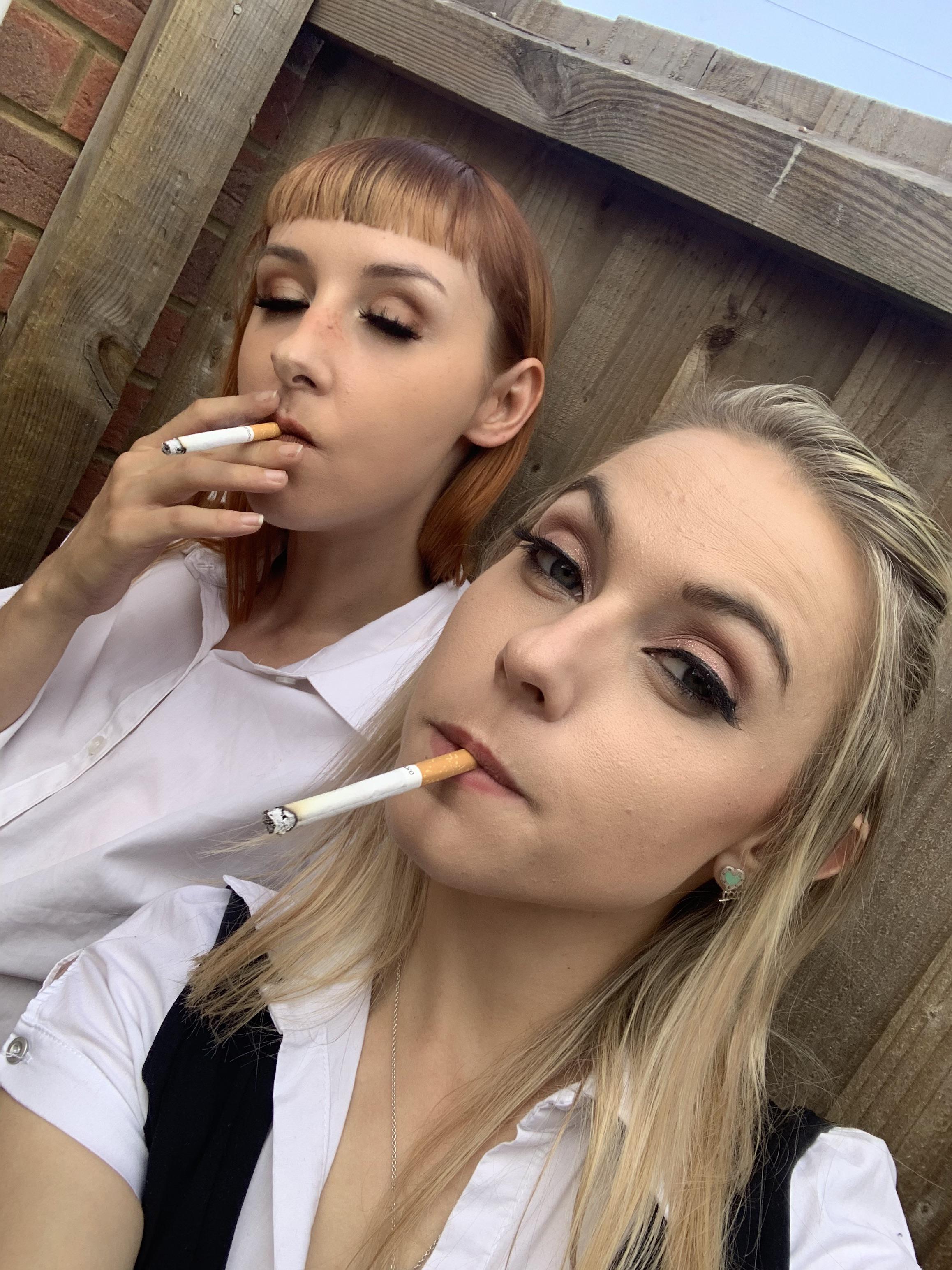 Chloe toy and lily roberts having a cig | Scrolller