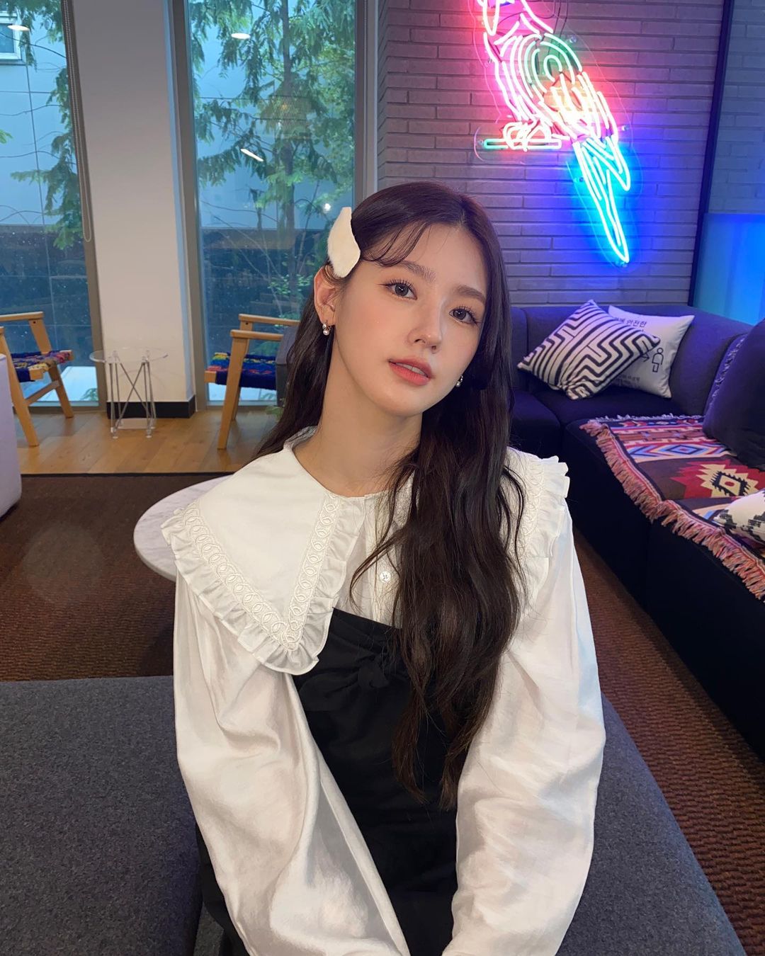 Cho Miyeon | Scrolller