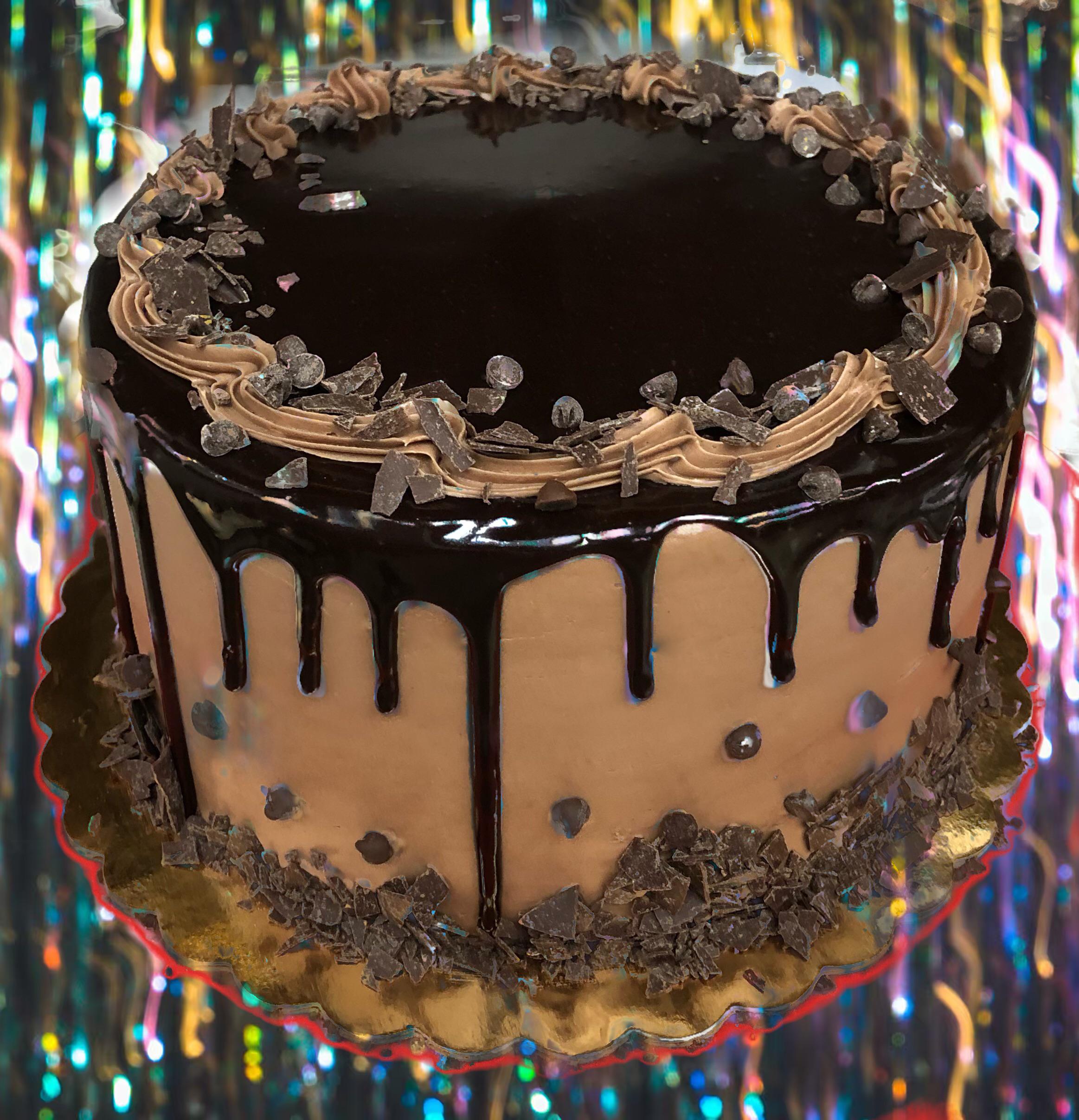 chocolate lovers cake | Scrolller