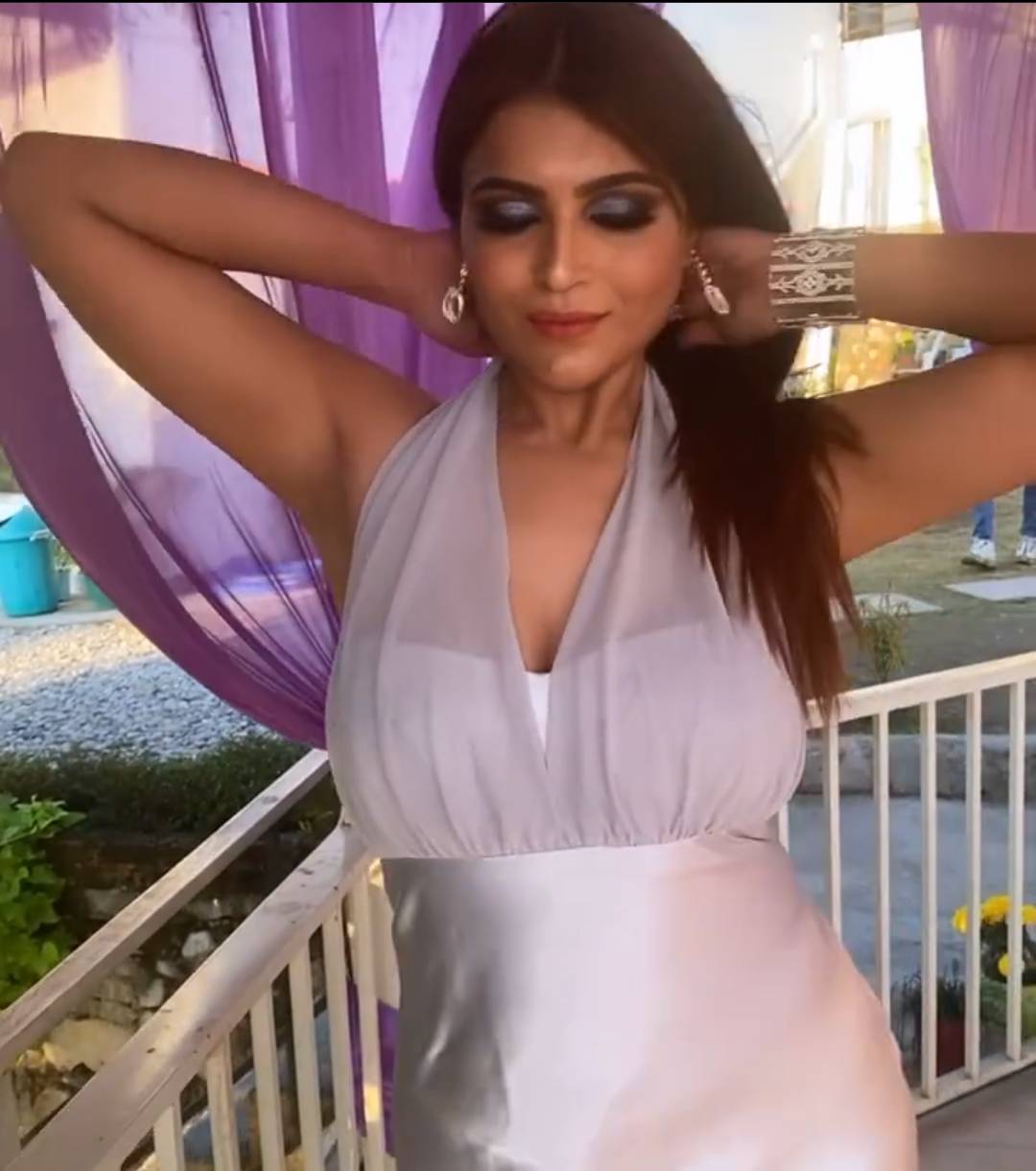 Chocolaty fleshy pits of Tanya Chaudhari | Scrolller