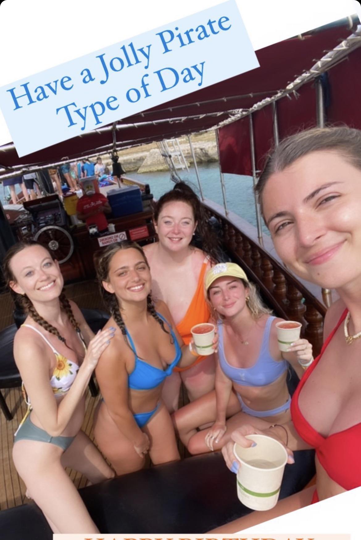 Choose your fighter | Scrolller