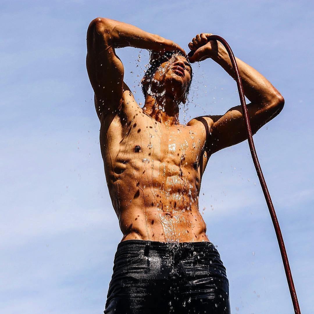 Christian Bordin | Scrolller