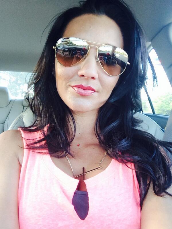 Christina | Scrolller