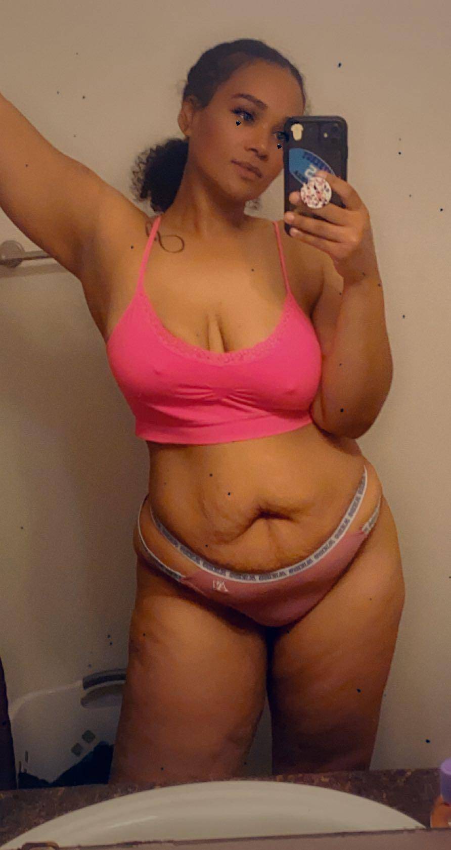 Chubby mixed queen 😋🥰 | Scrolller