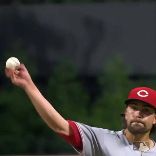 Cincinnati Reds 3rd Baseman Alex Blandino Shows Off Impressive 67-MPH Knuckleball During ...