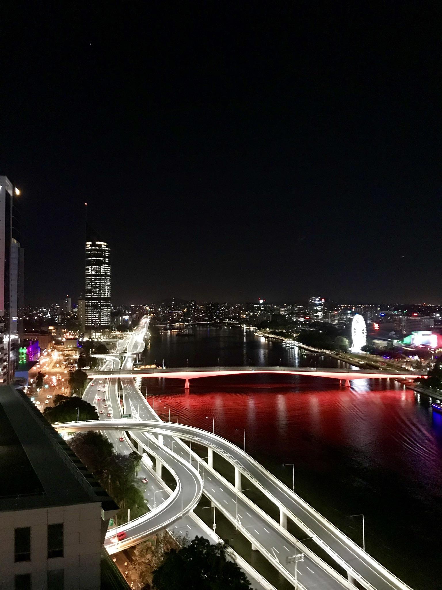 City Lights 🌌 | Scrolller