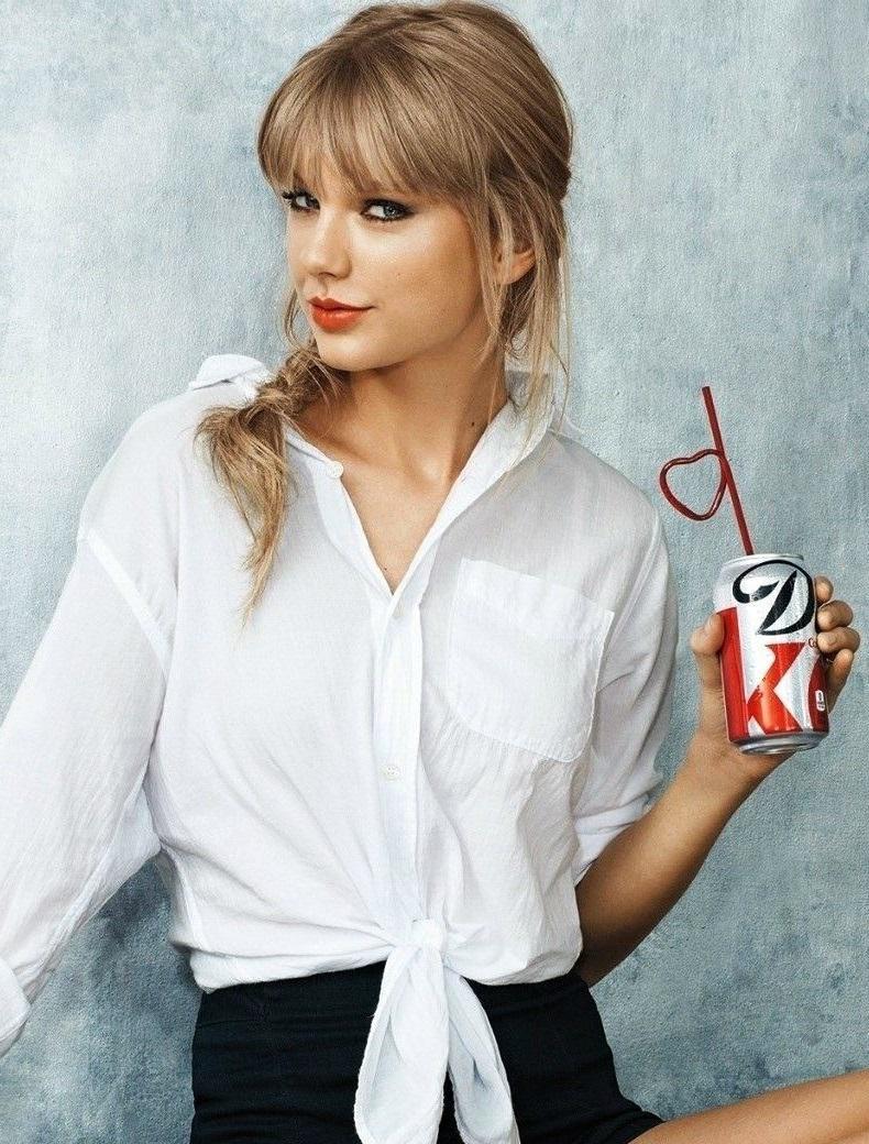 Classic Style | Scrolller