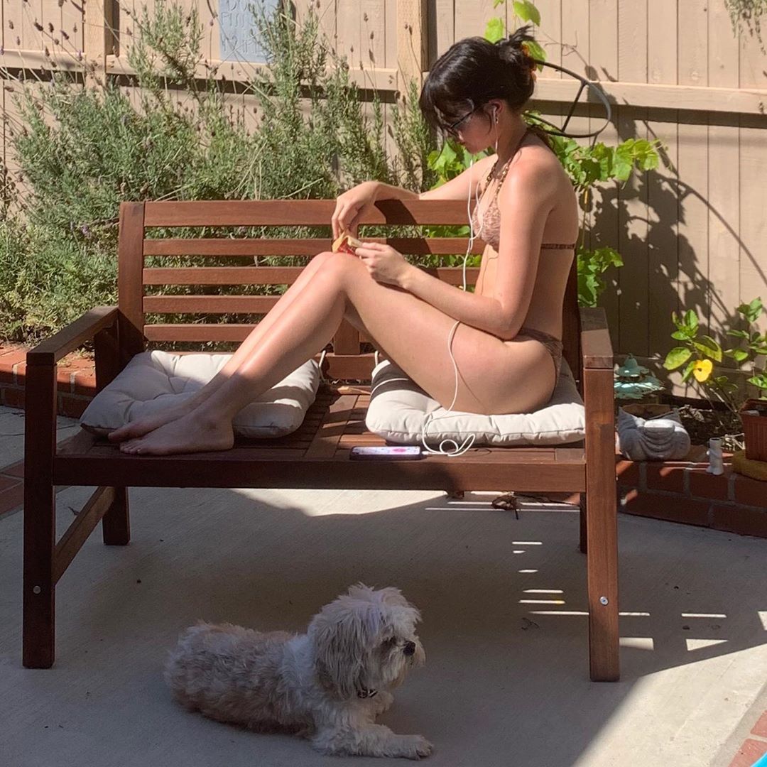 Claudia doing some reading | Scrolller