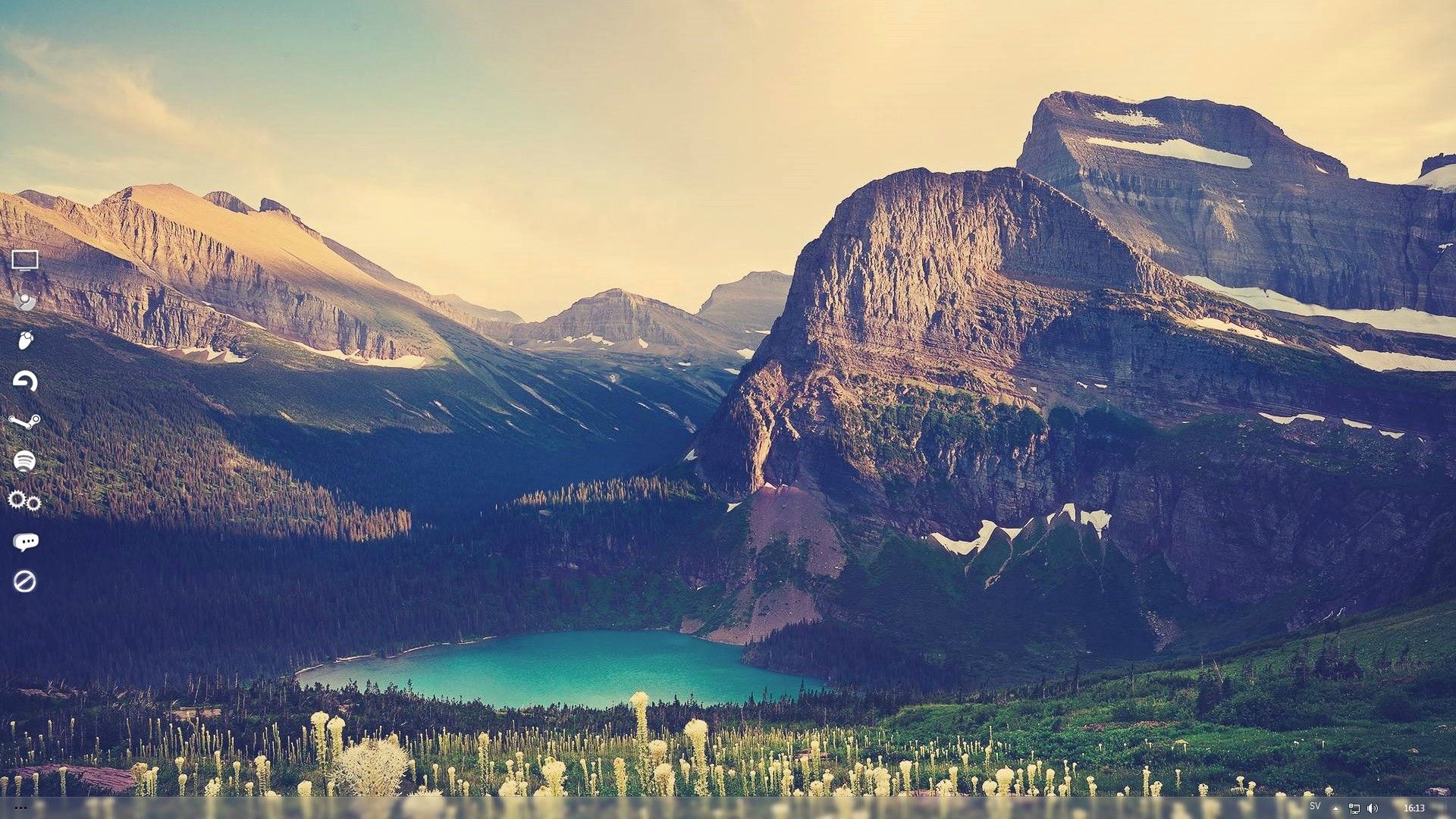 Clean mountain. | Scrolller