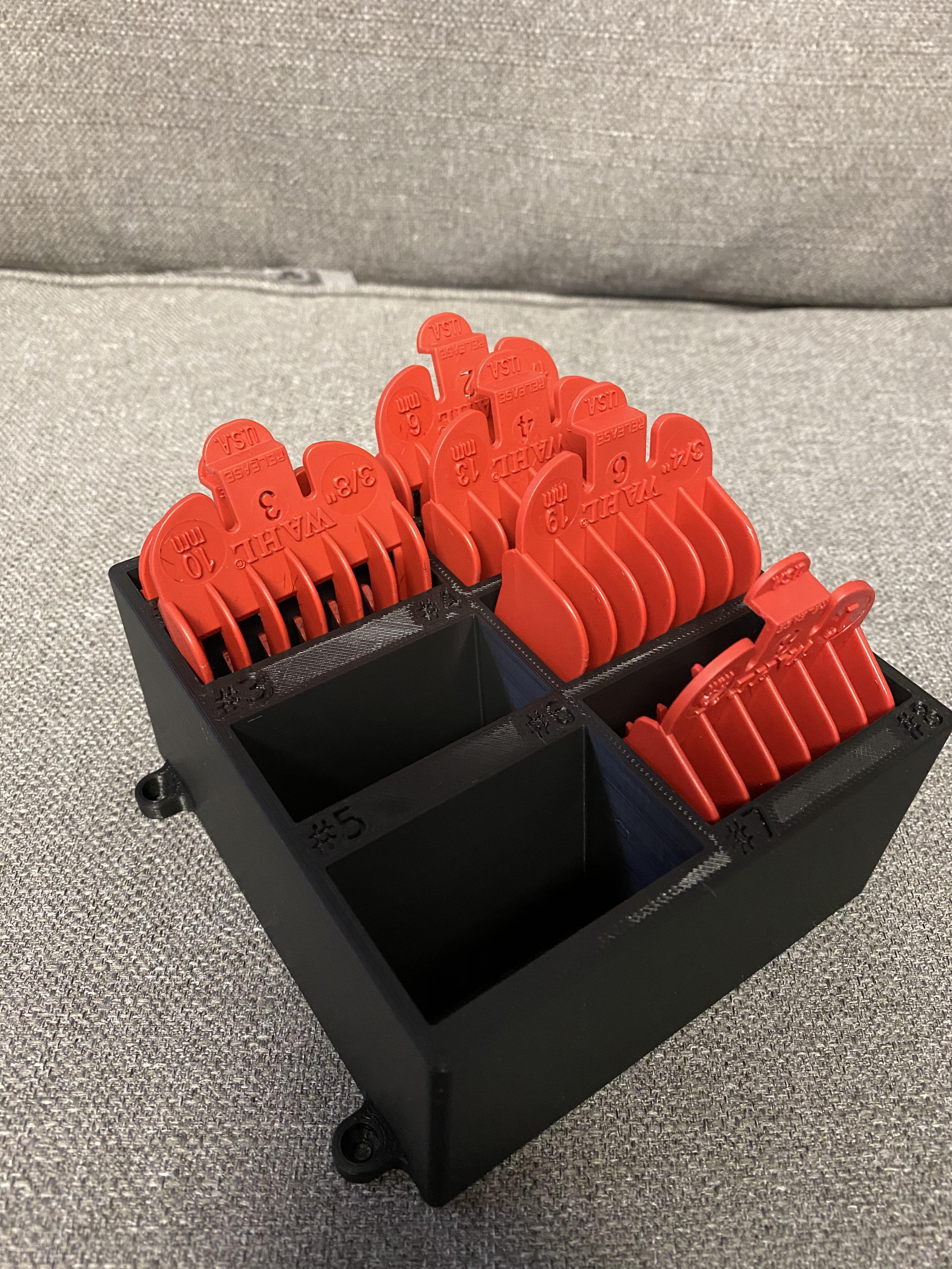 Clipper guards holder | Scrolller