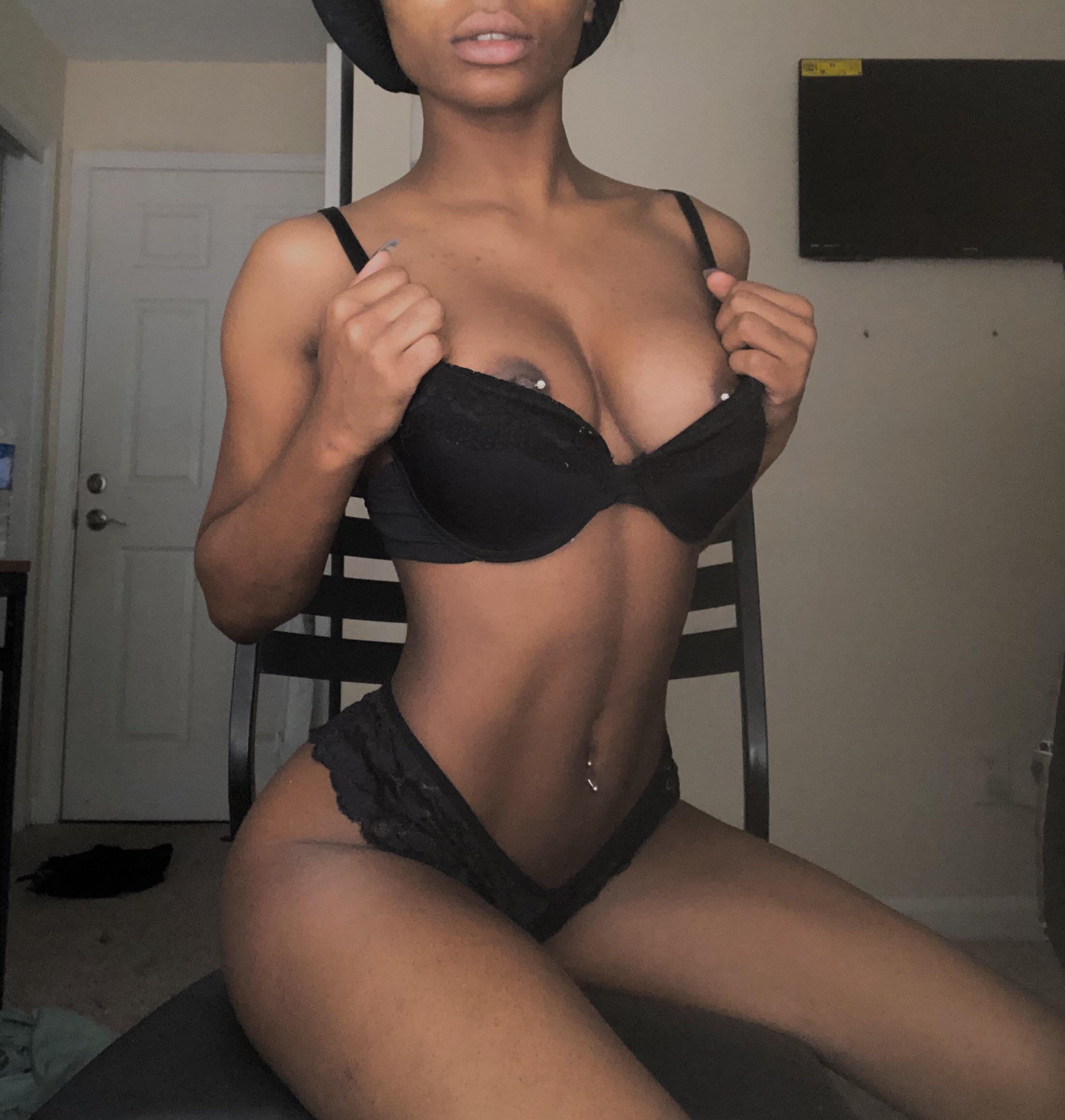 Close your mouth, stop drooling, and run me your wallet! Now (f) | Scrolller