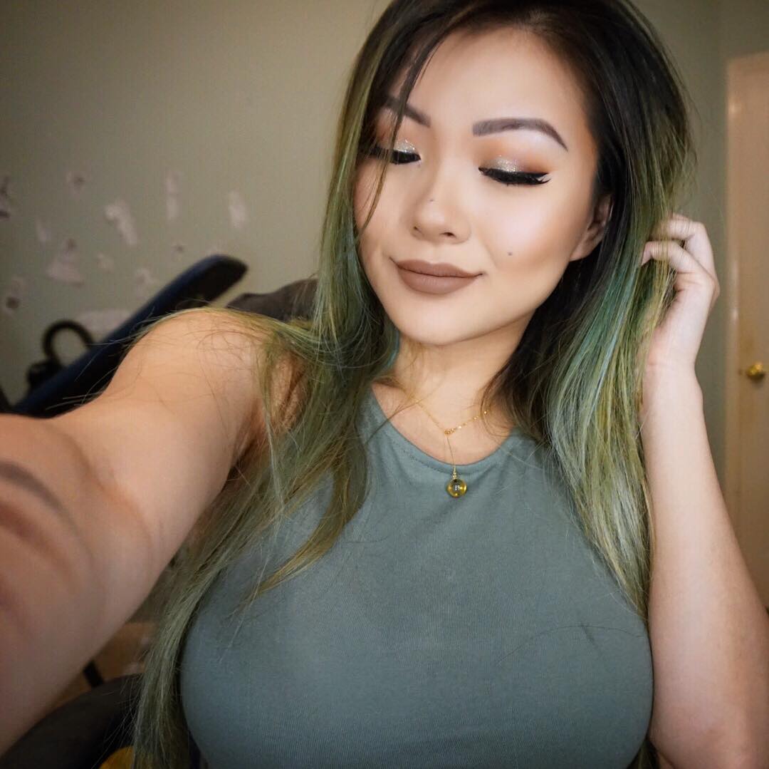 Closed eyes | Scrolller