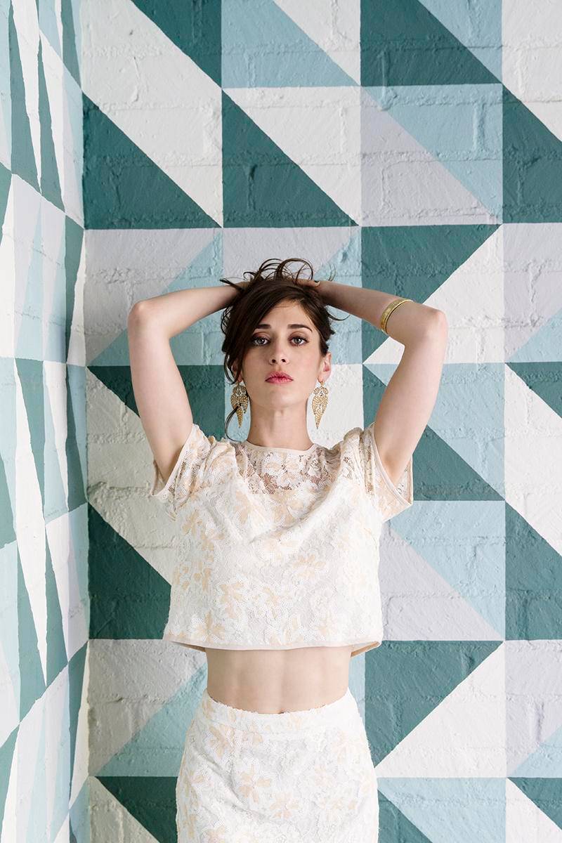 [Cloverfield] Lizzy Caplan | Scrolller