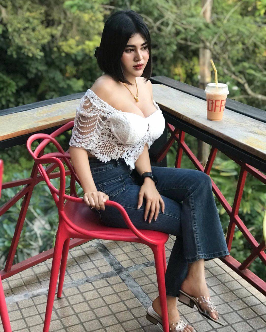 Coffee Break | Scrolller