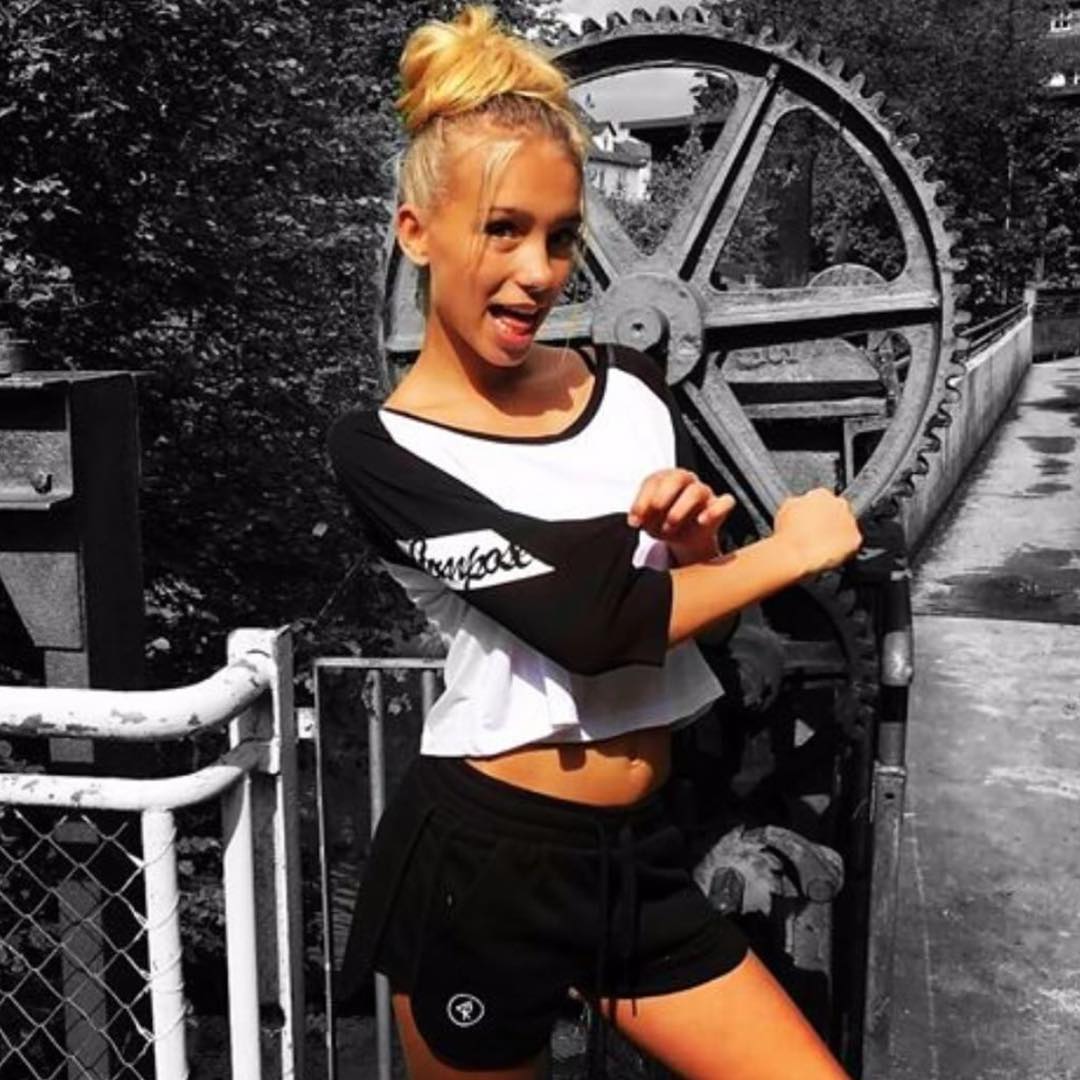 colorized | Scrolller