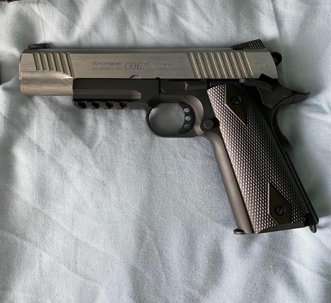 COLT 1911 BLOWBACK | Scrolller