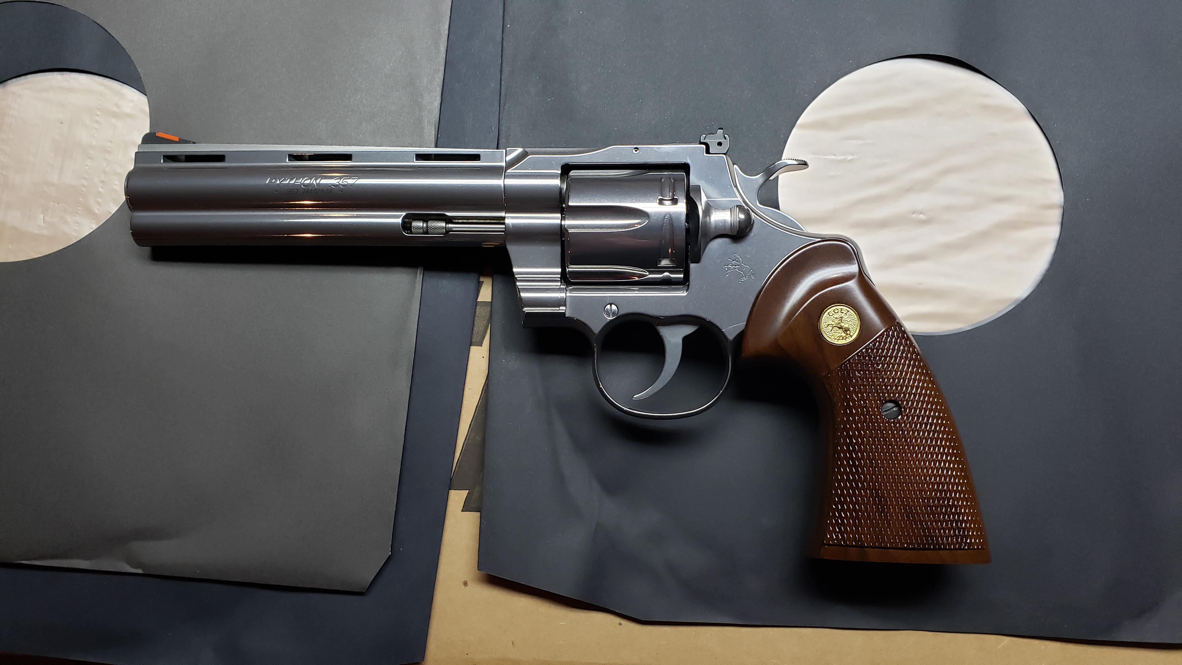 Colt Python | Scrolller
