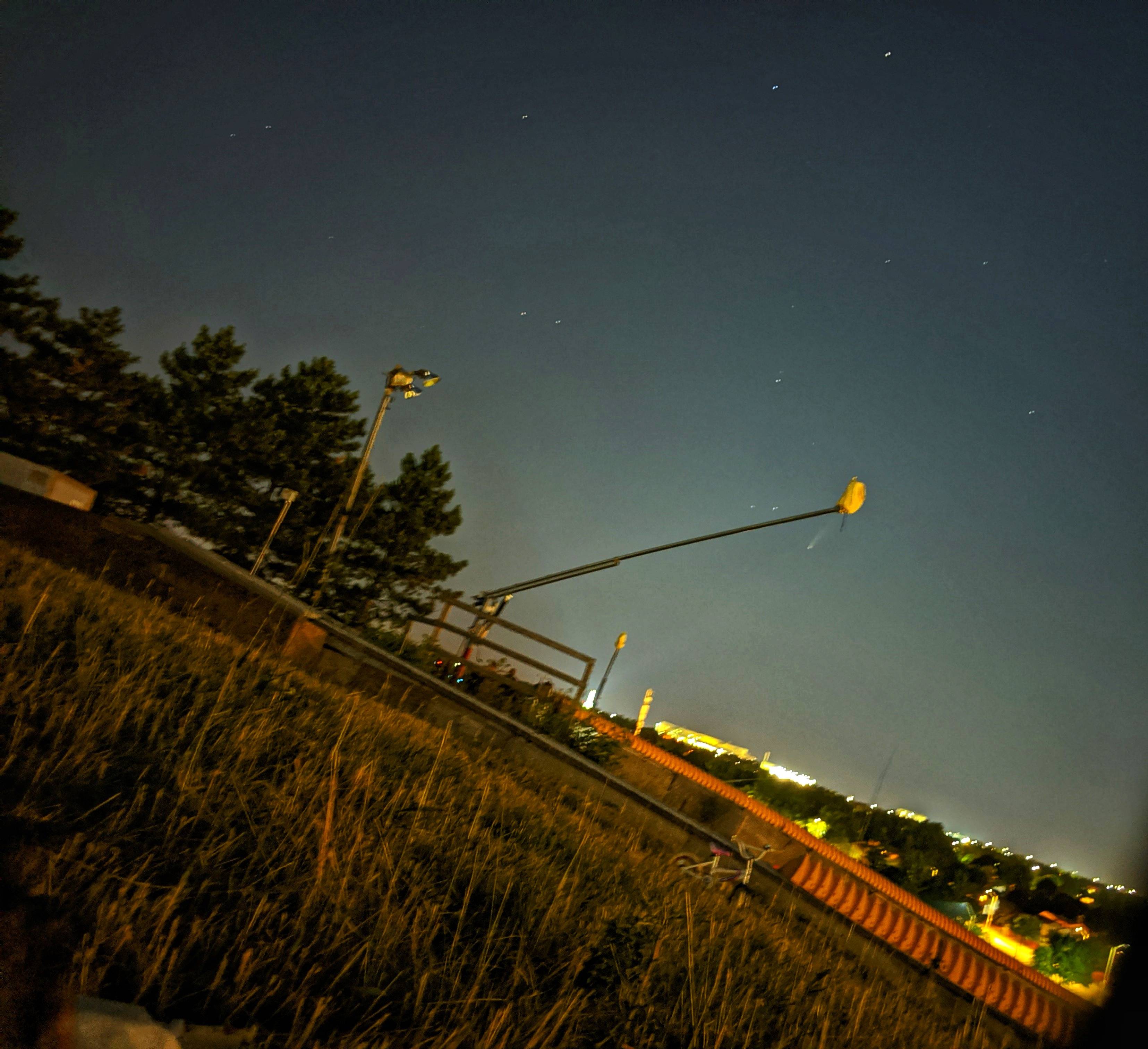 Comet Neowise taken at Chinguacousy park | Scrolller