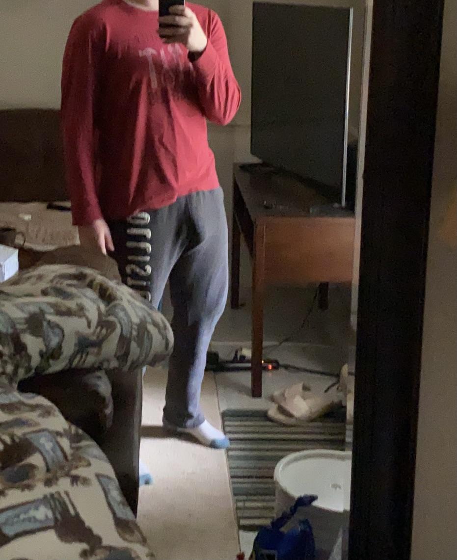 Comfy sweats! | Scrolller