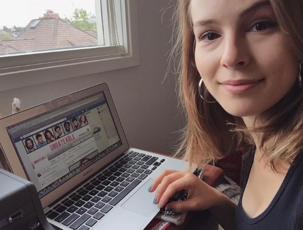 Computer | Scrolller