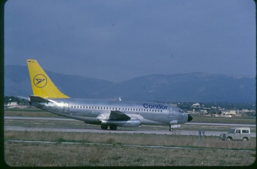 Condor, bonus Land Rover - Palma Spain 1981 | Scrolller
