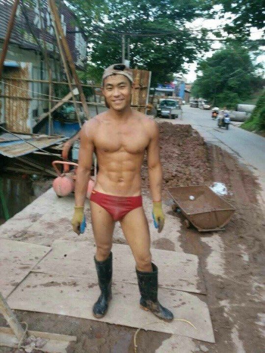 Construction Worker | Scrolller