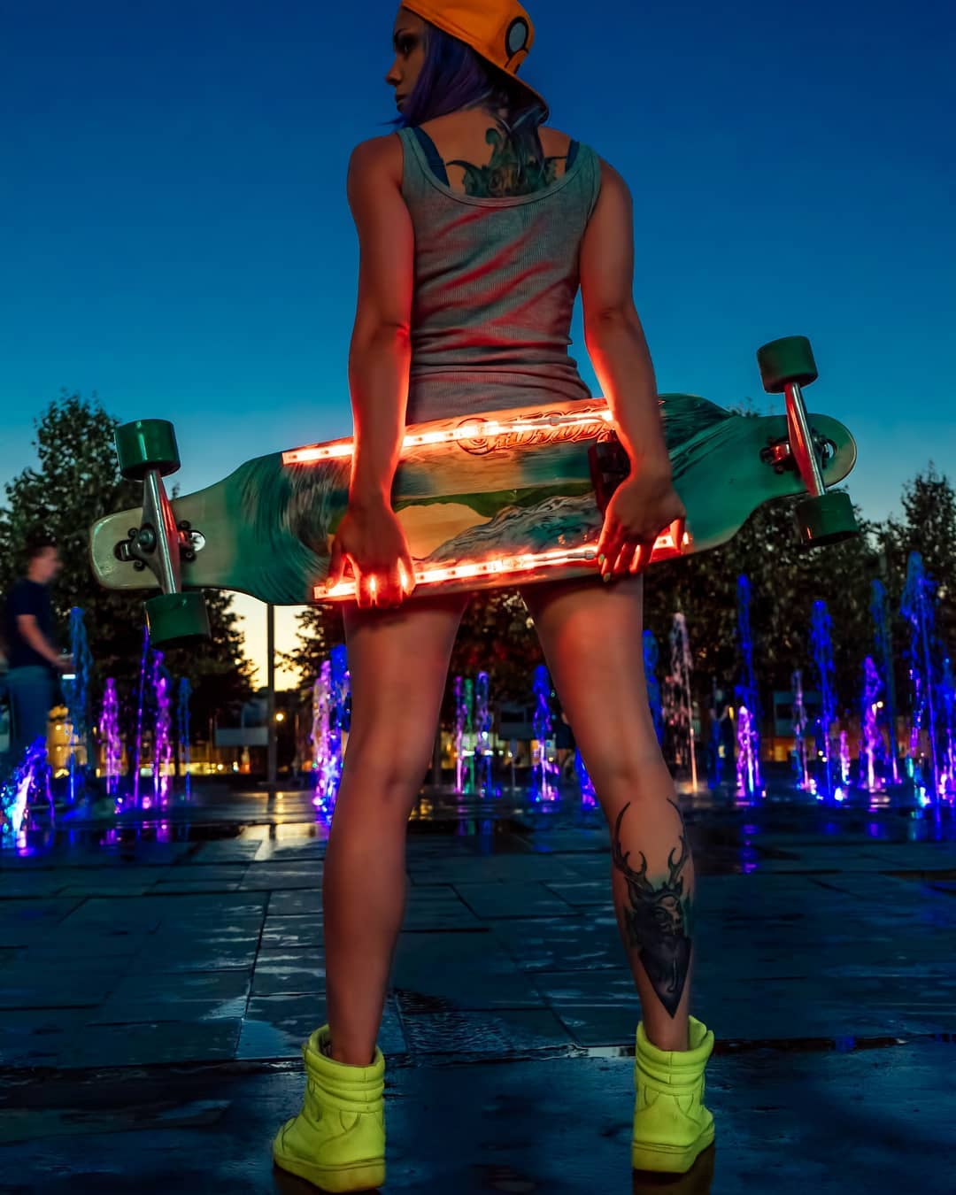 Cool babe | Scrolller