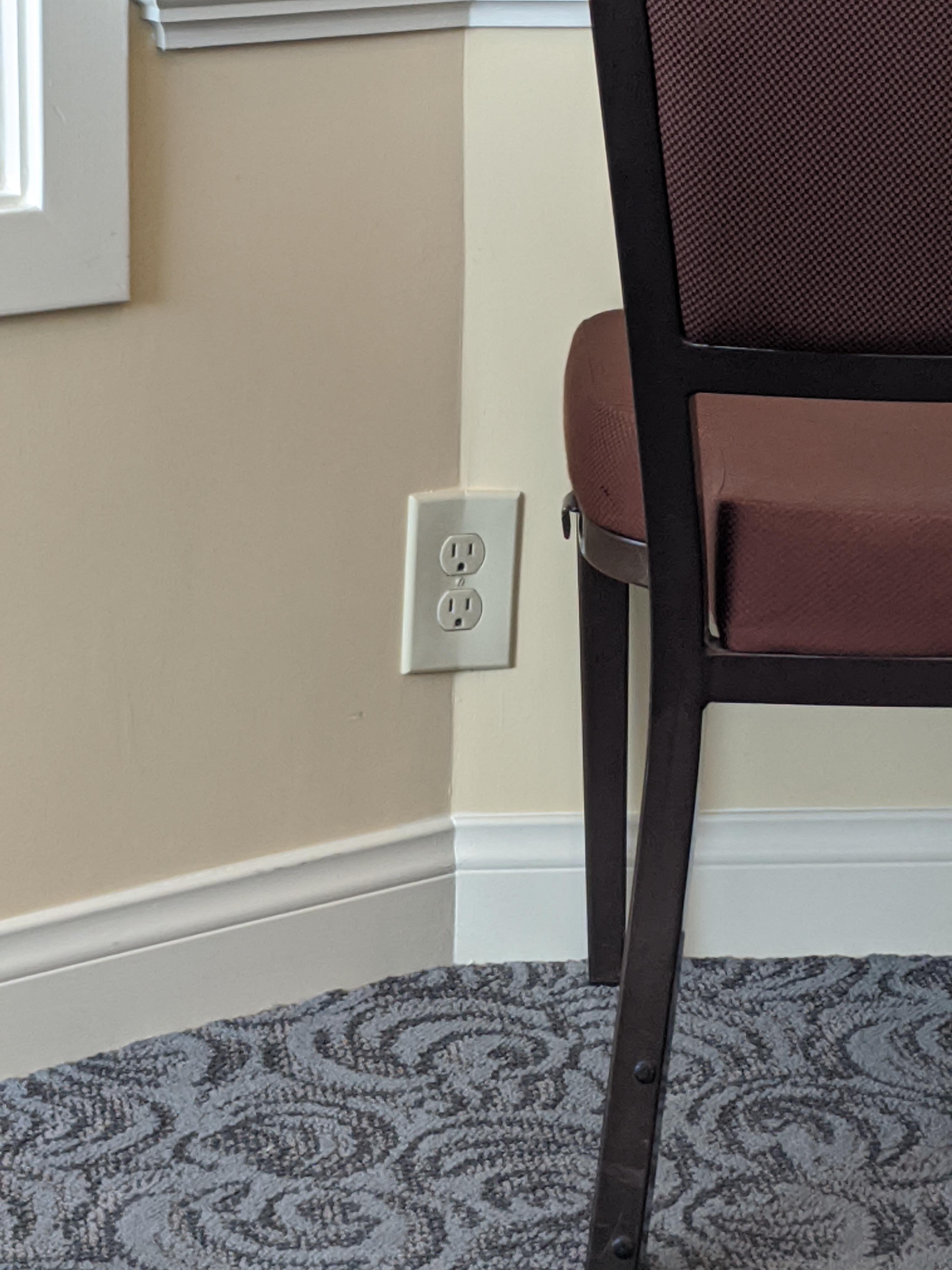 Corner Socket Scrolller 6814