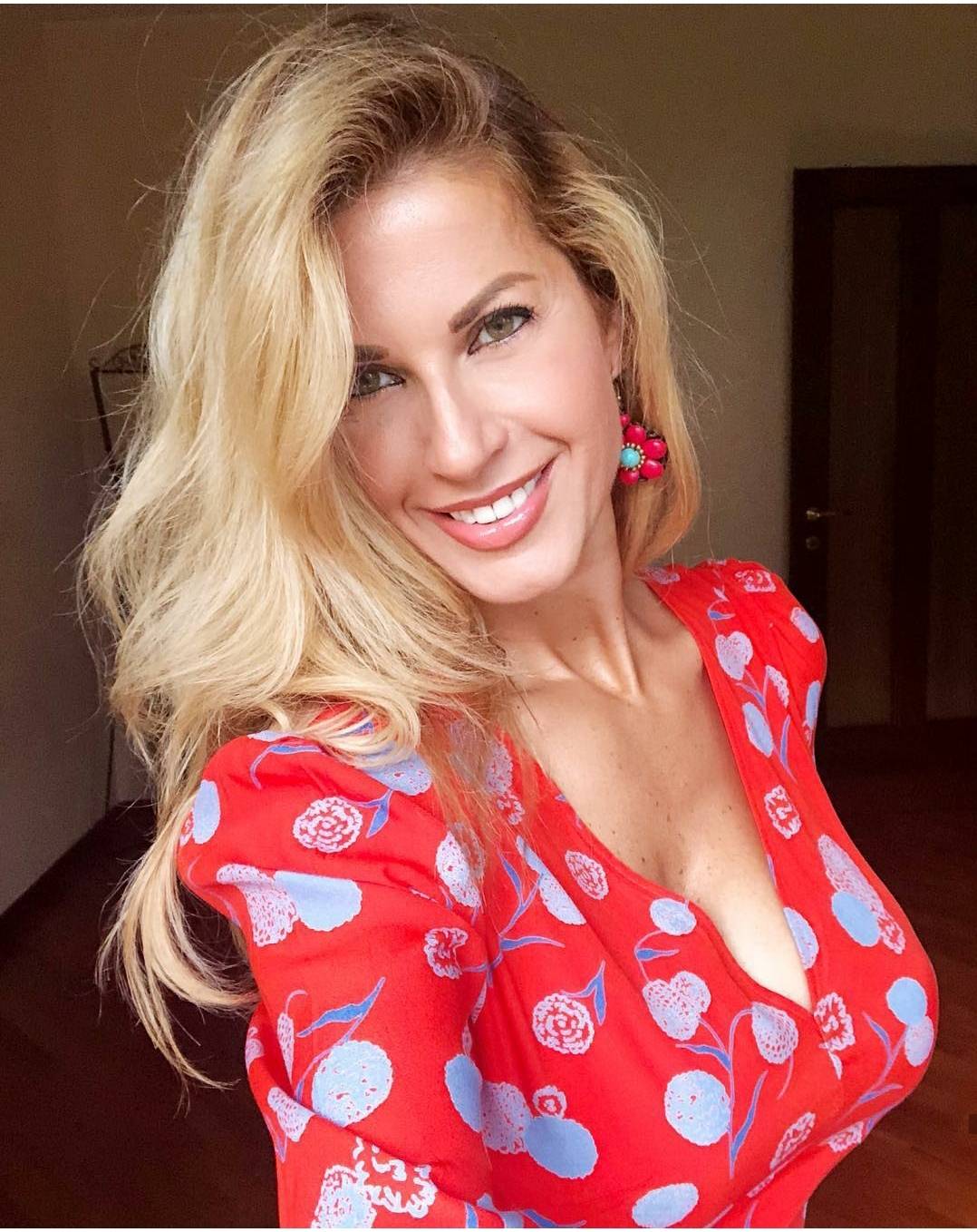 Cougar 🤤 | Scrolller