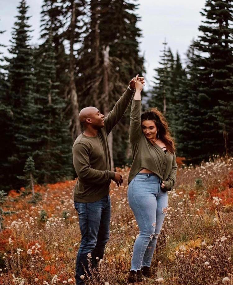 Couple from Florida with 3 children | Scrolller