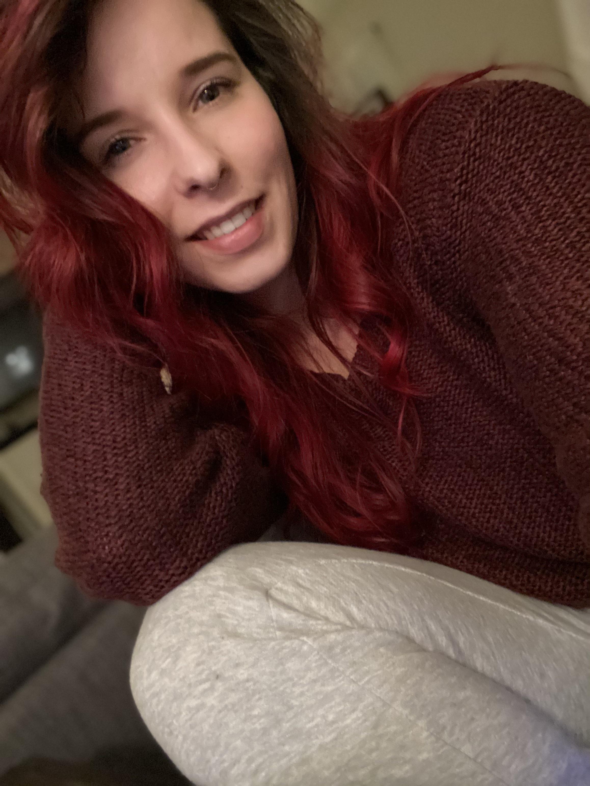 Cozies: ️ Netflix: ️ Popcorn: ️ Anyone have any binge worthy recommendations? 🍿 [over 18 ...