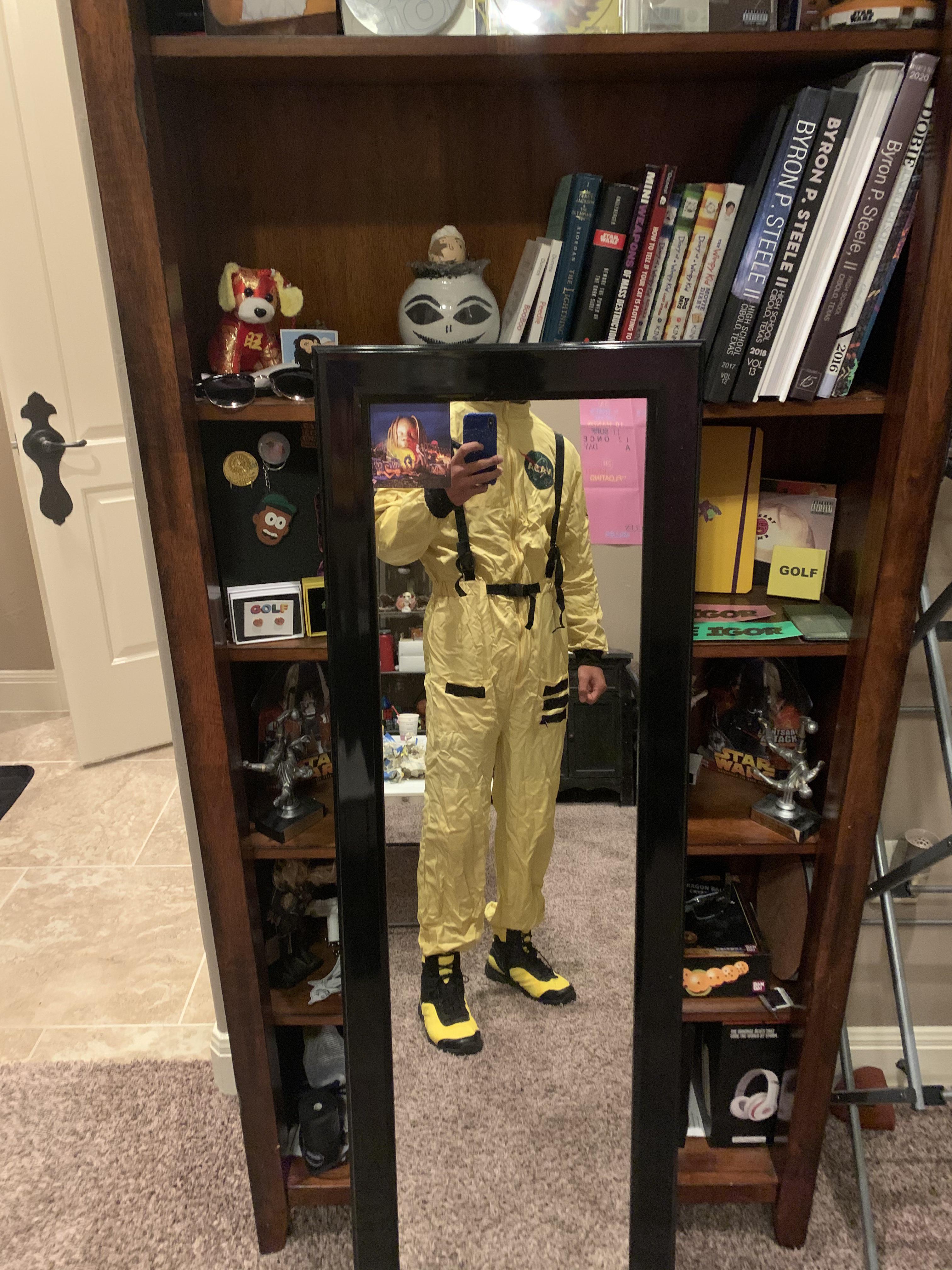 Crewmate costume so far!! I’ll post a full pic when I’m 100%complete | Scrolller