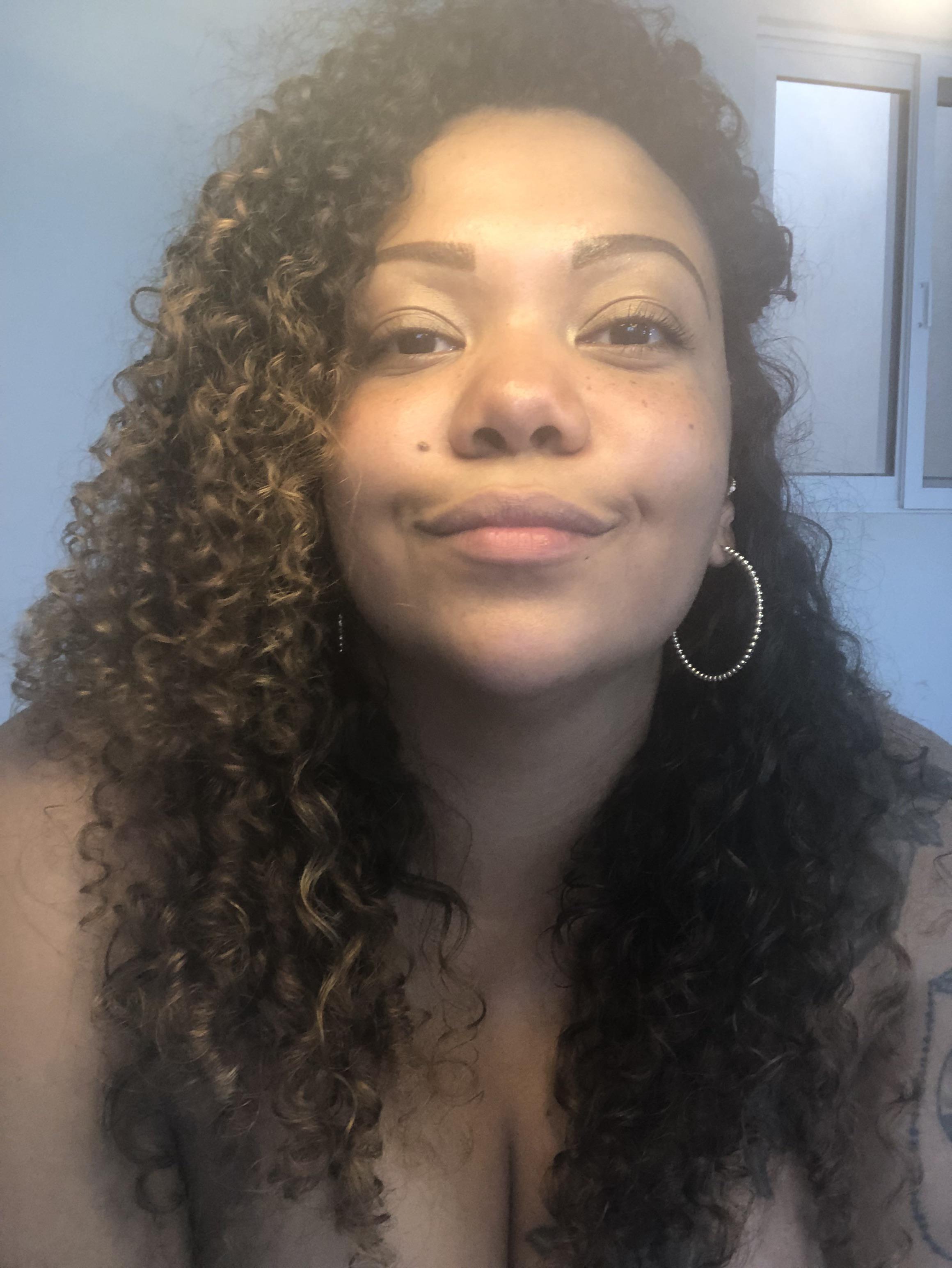 Curls🌀 | Scrolller